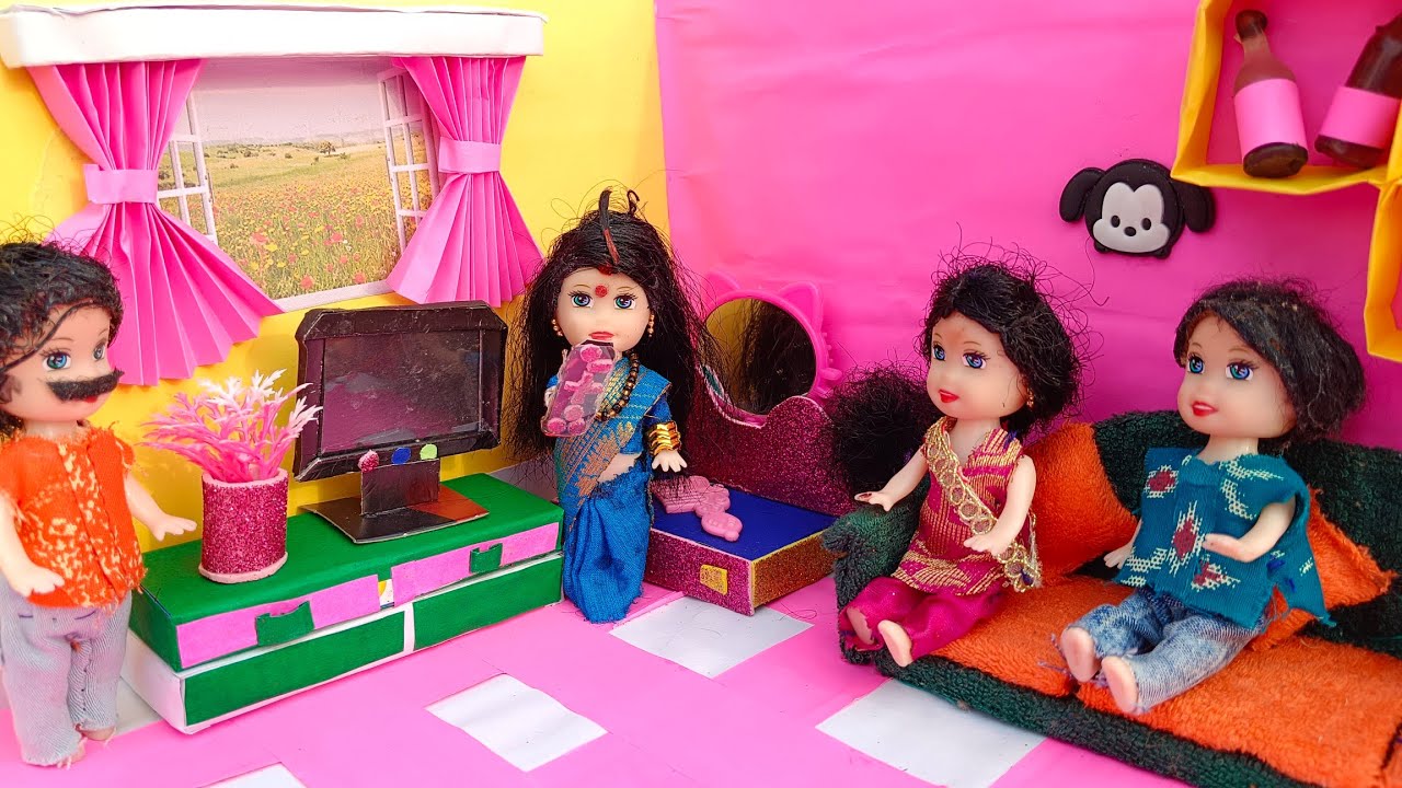 Gudiya Cartoon।গুড়িয়াদের ঘরে এলো নতুন টিভি। @GudiyaDoll-World - YouTube