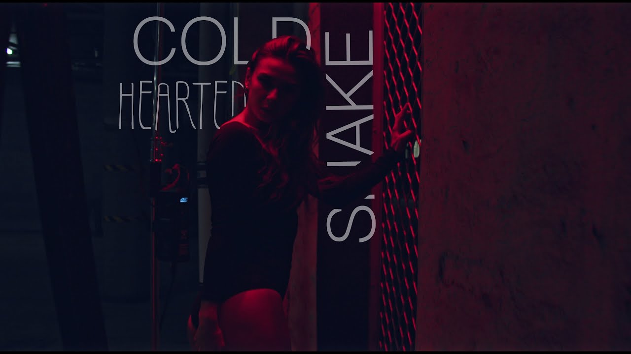 Paula Abdul - Cold Hearted Snake | KENISHA YAM - YouTube