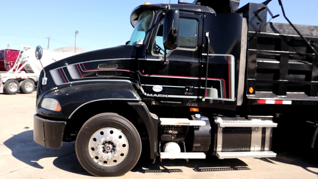 2015 MACK PINNACLE CXU613 For Sale - YouTube