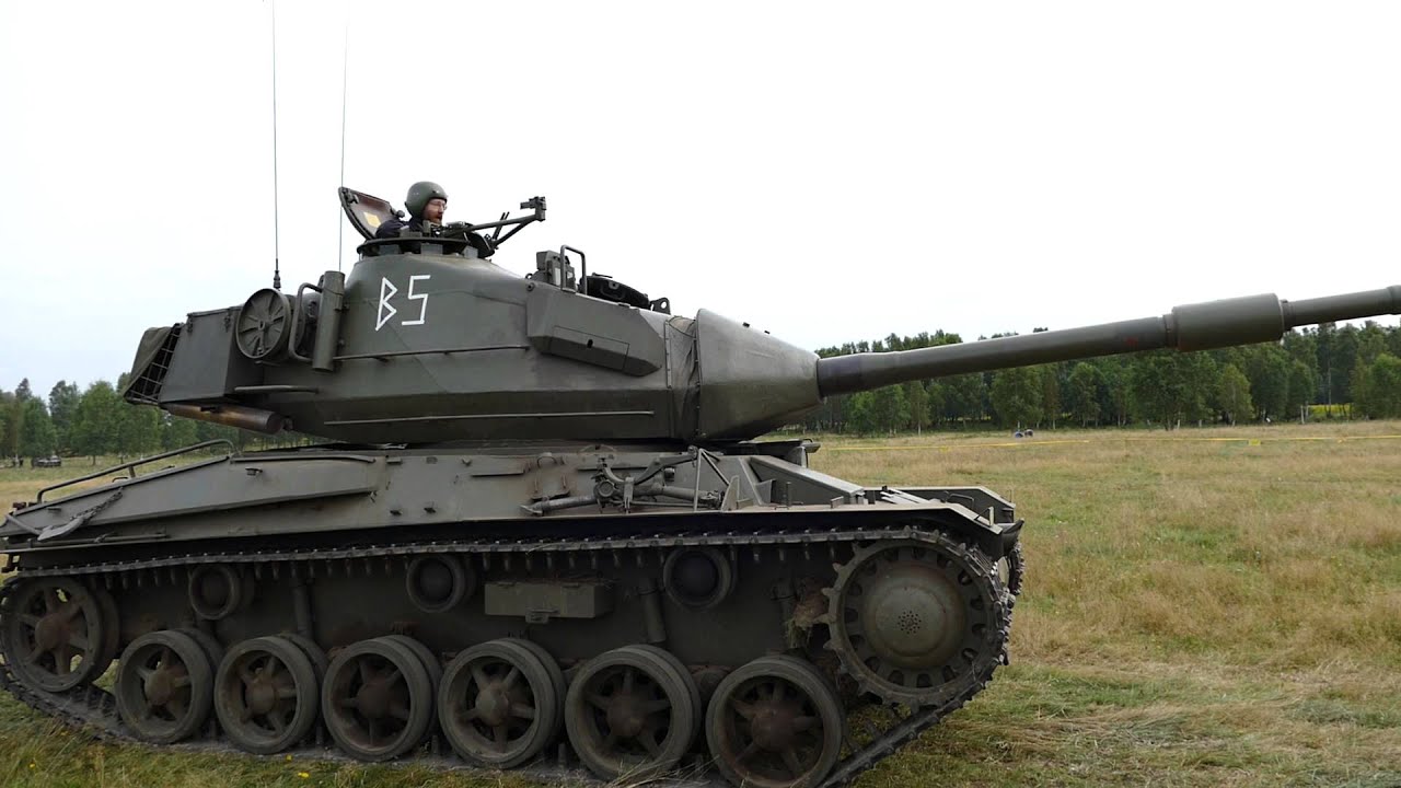 Strv M/74, Mölleröd 2015 - YouTube