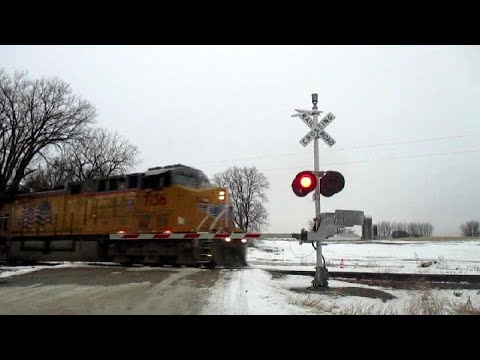 UP 7136 North MNPAL Filmed At North Kasper Siding (12-14-2022) - YouTube