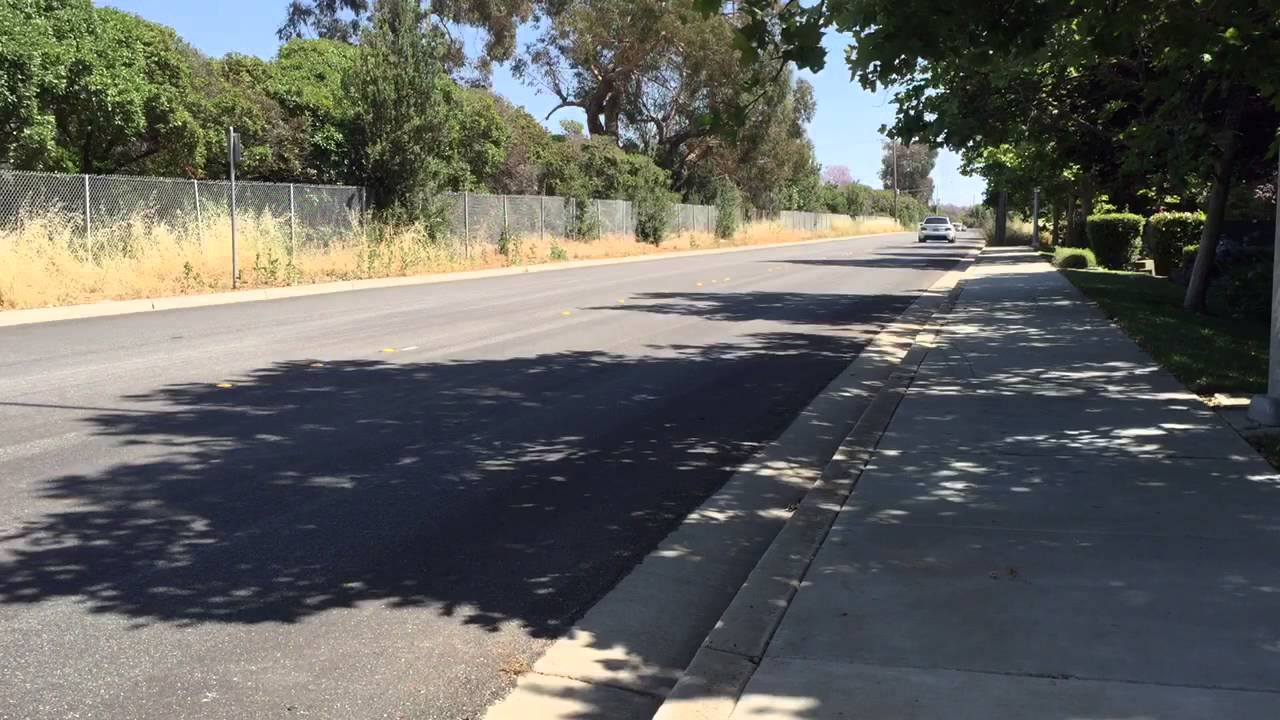 E61 Fly-by - YouTube