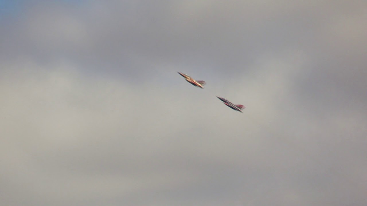 FAF Mirage 1000's Demonstration Team At RIAT - YouTube
