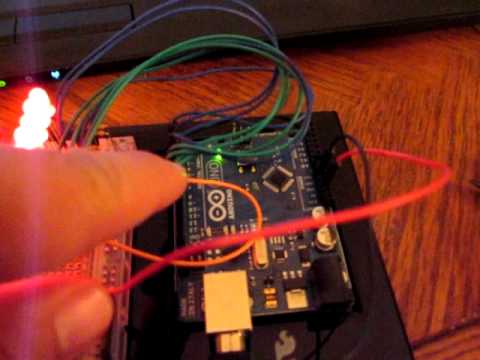 Arduino - 8 LED Fun Multiple LEDs CIRC-02.AVI.AVI - YouTube