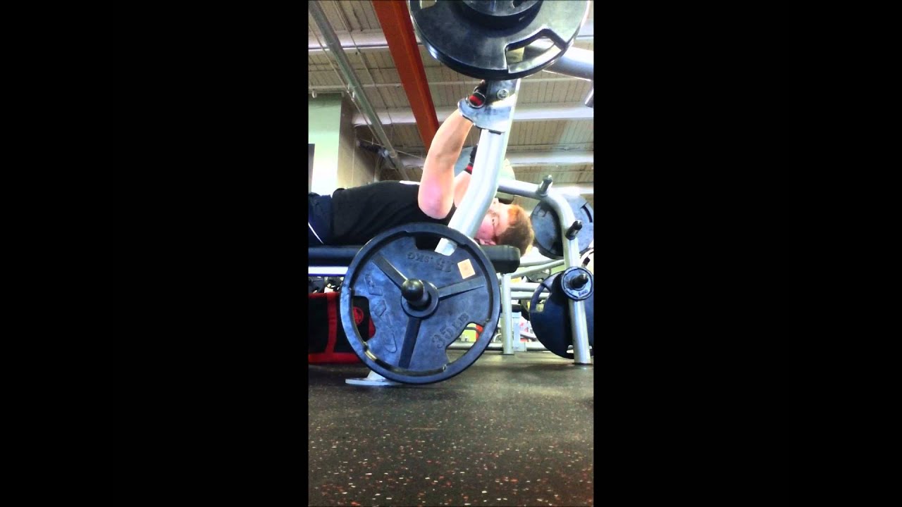 Benching 155 x 9 - YouTube