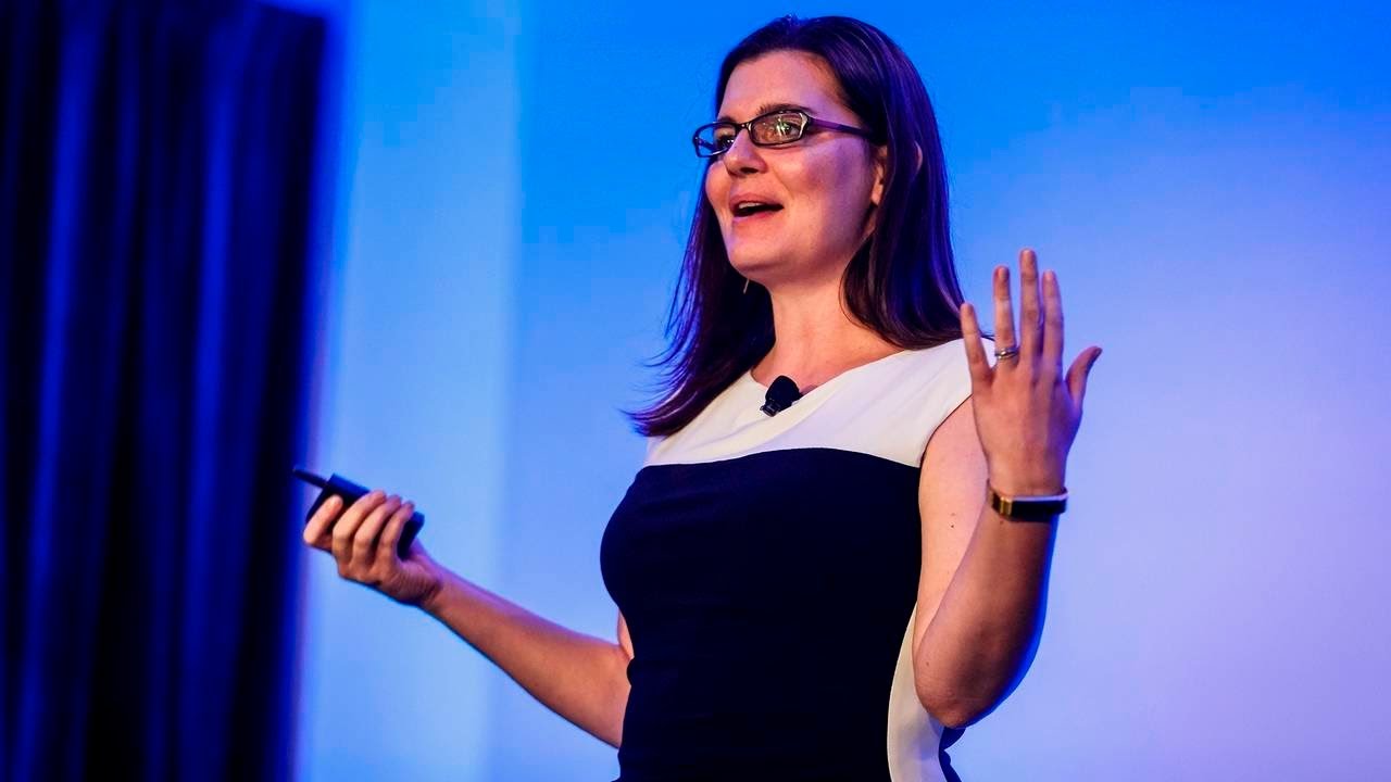 Building Successful Product Community with Facebook Groups | Suzi ...