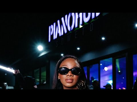 Piano hub Soweto (Kabza's new club) - YouTube