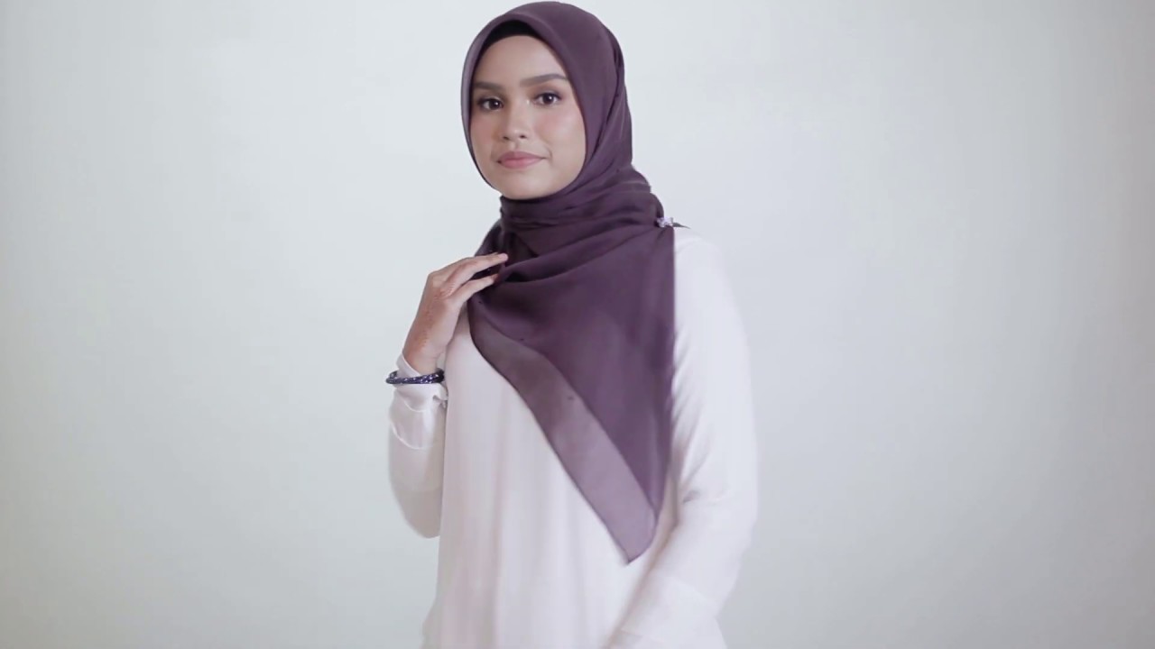 BAWAL EXCLUSIVE TUTORIAL SHAWL DAN TUDUNG - YouTube