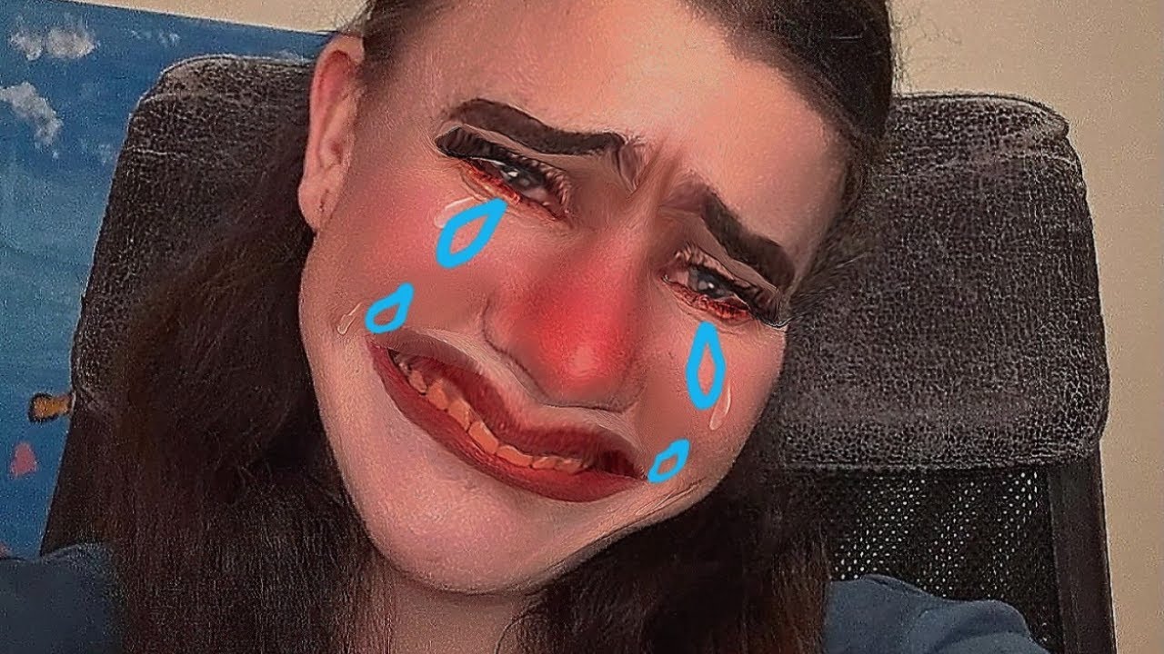 I looked at the January 22nd video of Elphaba! || Did Elphaba call JoJo ...