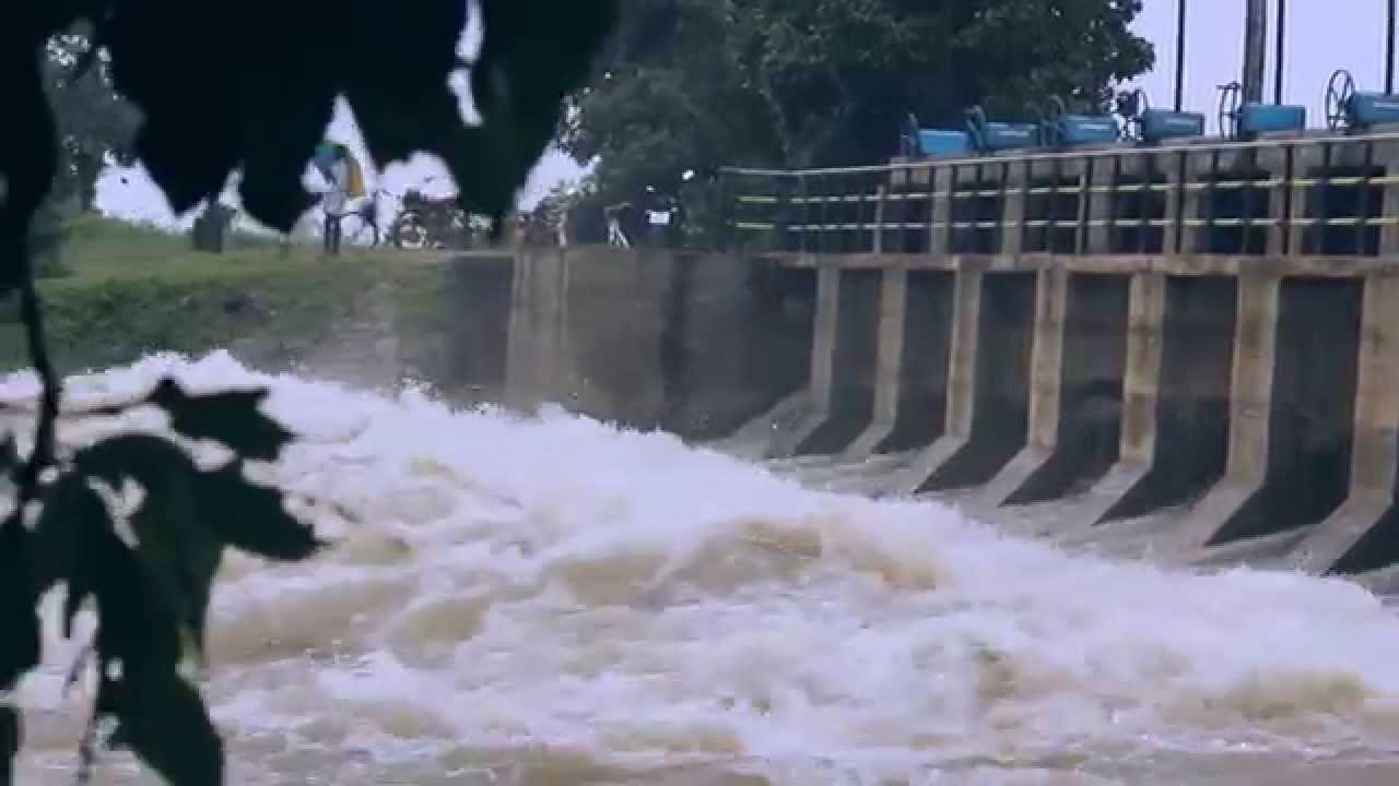 sammanthurai river - YouTube