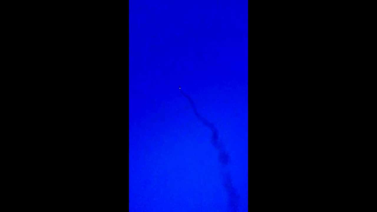 Finless rocket with gimballed trust stabilization - YouTube
