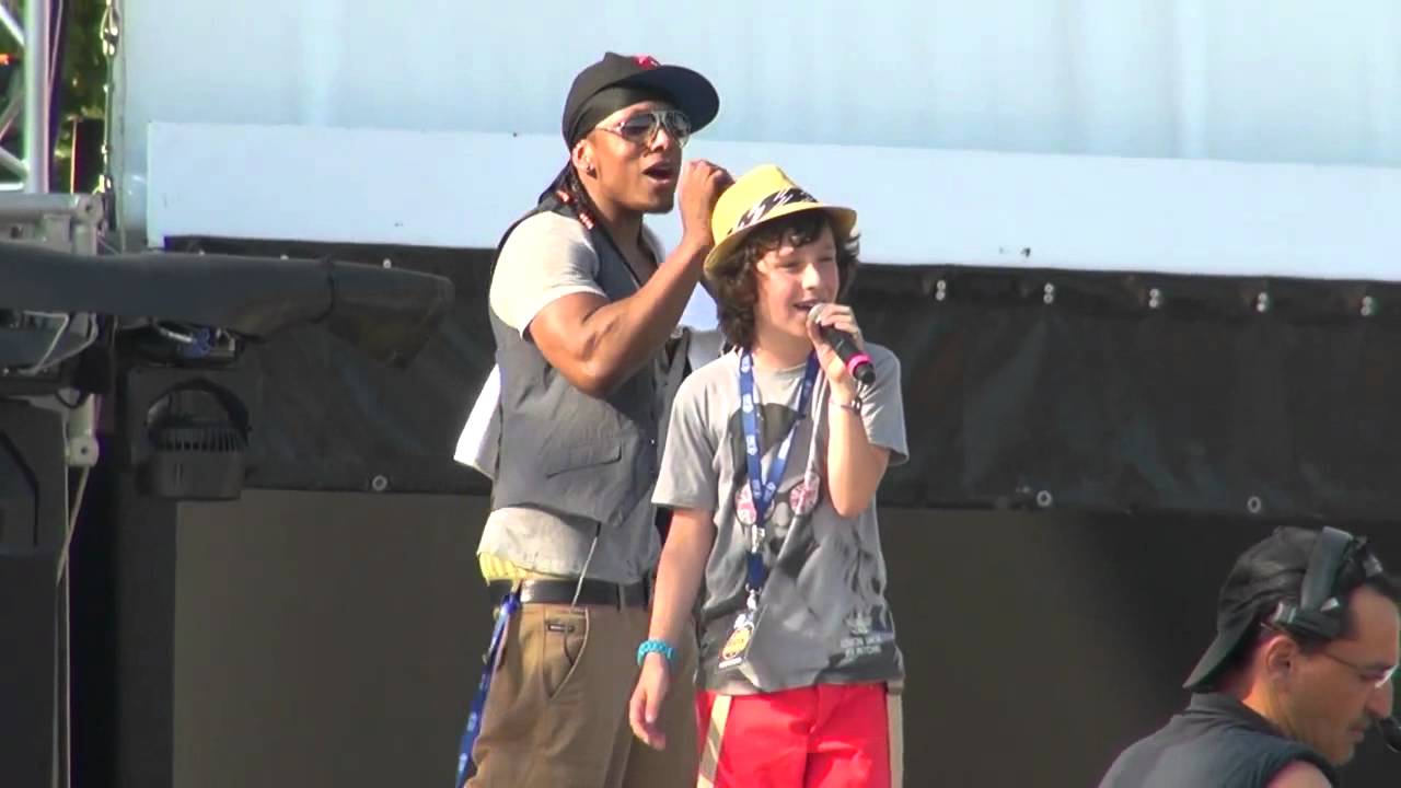 Léo Rispal et Gary Fico - Balances audio au concert FDJ à Bordeaux ...