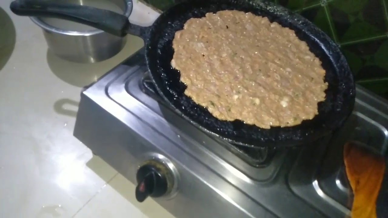 Delicious and Healthy Ragi Pindi Rottelu - YouTube