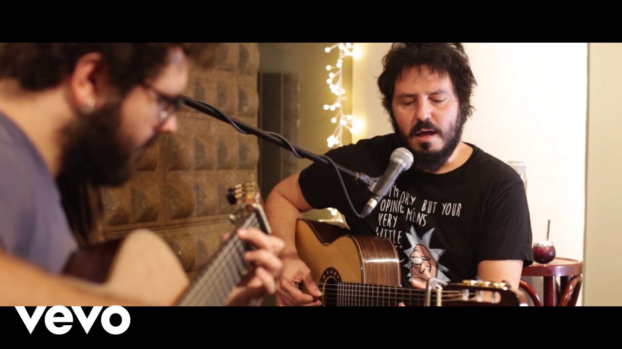 El Kanka feat Álvaro Ruíz - Tienes Que Saltar (En Acústico) - YouTube