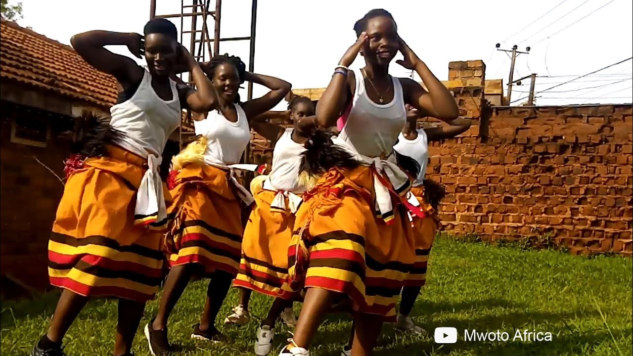 Best Traditional Dances in Africa _ African Traditional Dances ...