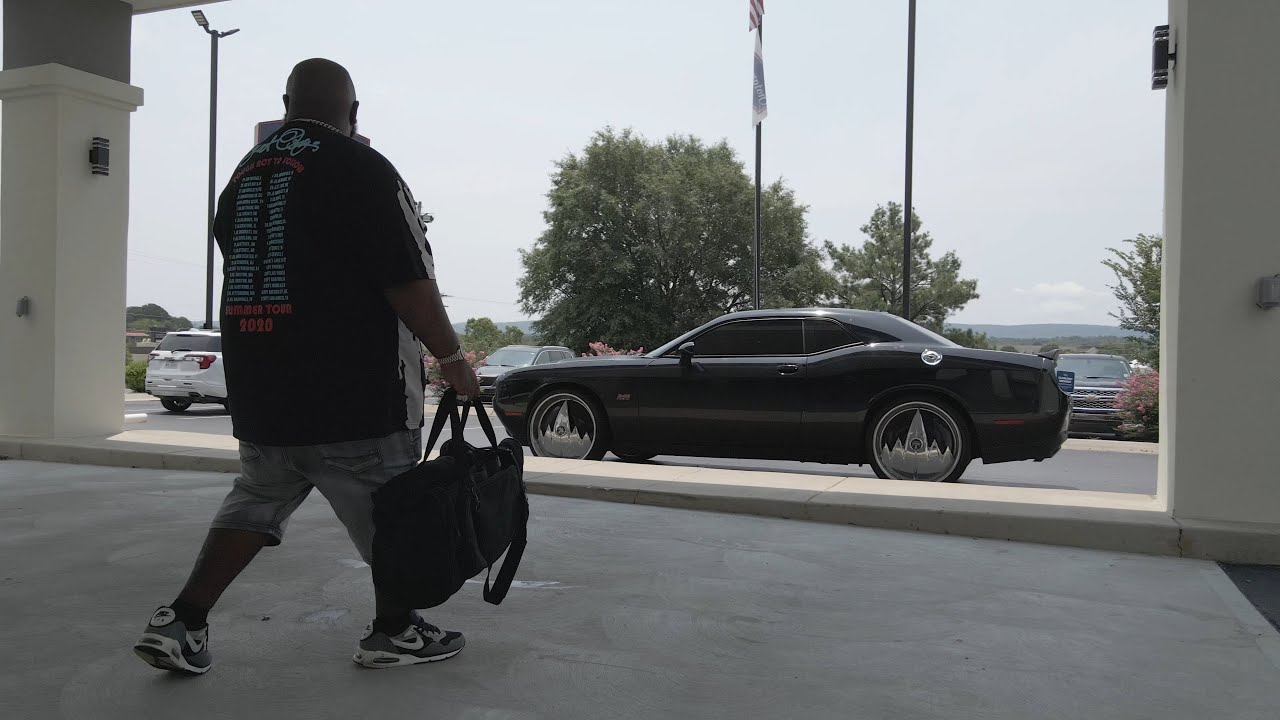 Poke G - Run It Up [Music Video] - YouTube