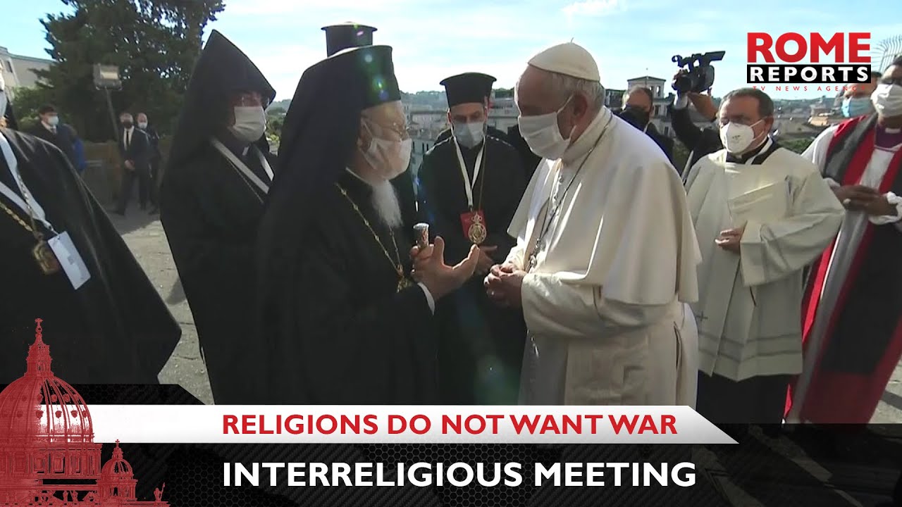Pope Francis wears mask during an international gathering for peace ...