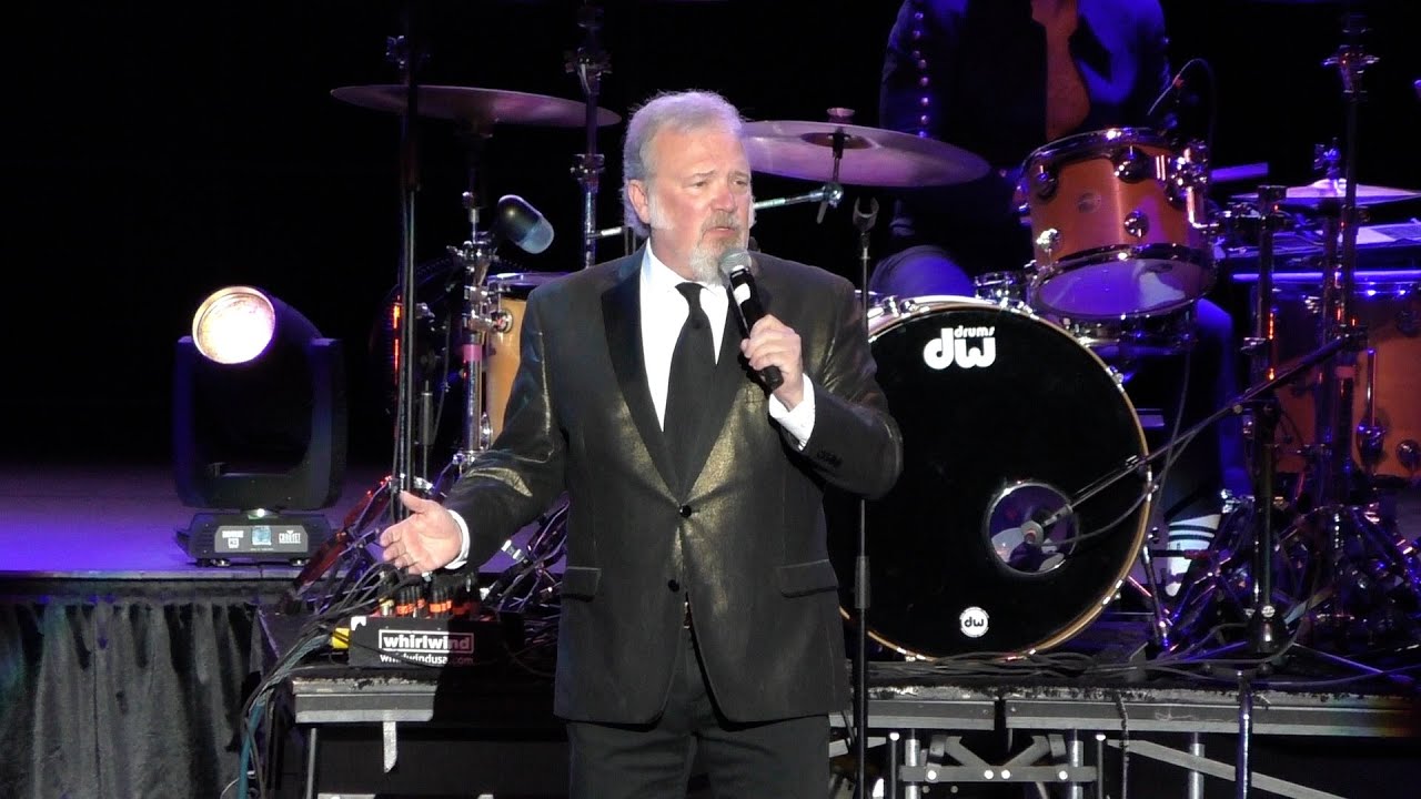 Tom Brown in Tupelo Gospel Concert - video by Susan Quinn Sand - YouTube
