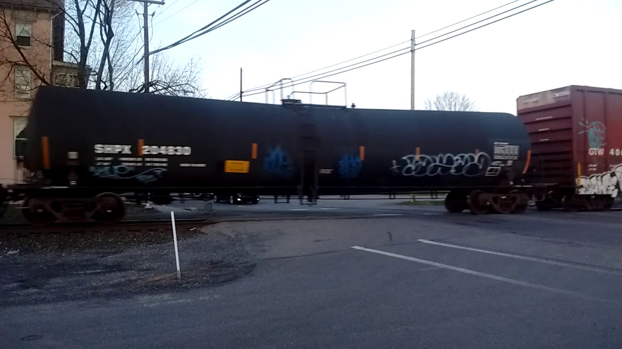 NS 36T at Walnutport around 7:35PM, 4/26/2018 - YouTube