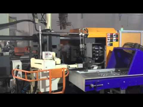 auto die casting machine - YouTube