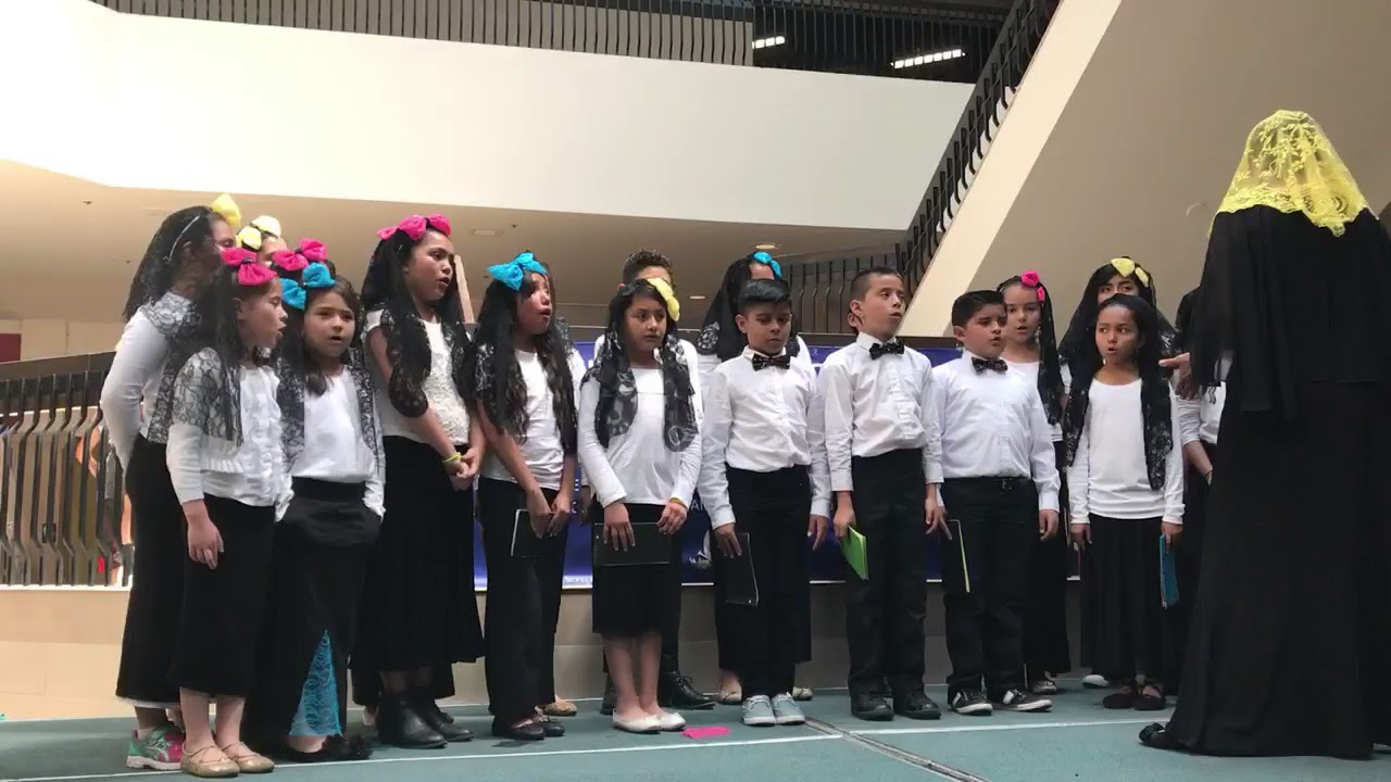 Santa Maria Children's Choir - YouTube