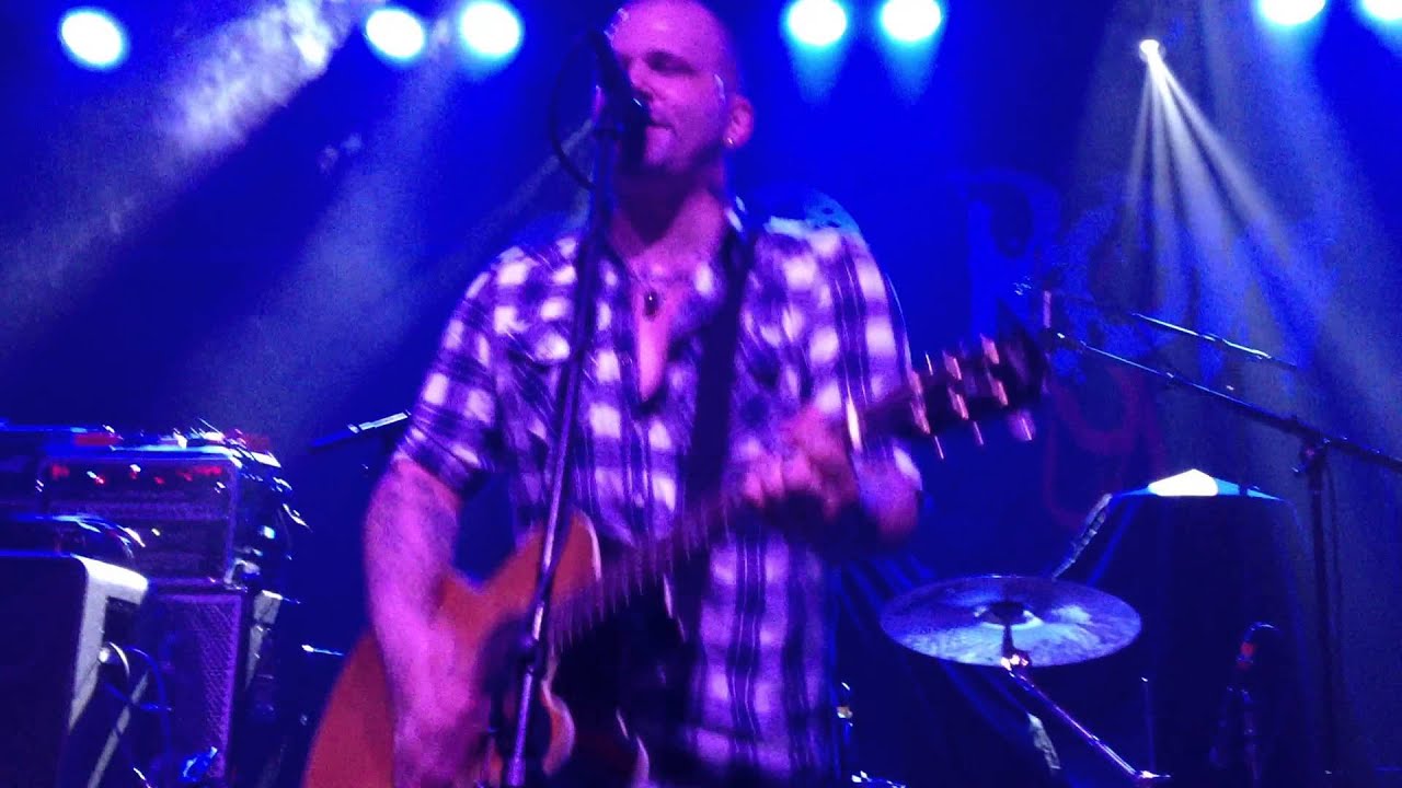 Rob Benton "Sweet Home Alabama Remix" Wally's Pub 8-26-12 - YouTube