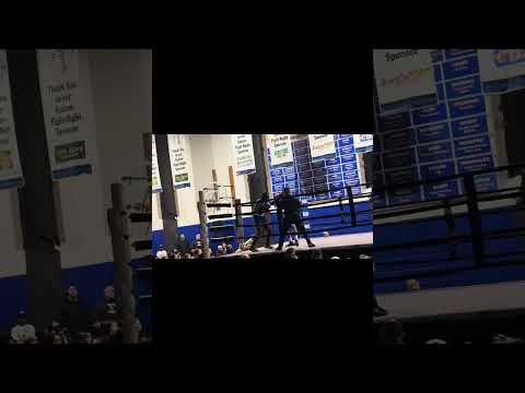 Young amateur boxer takes over the ring in his 3rd amateur bout