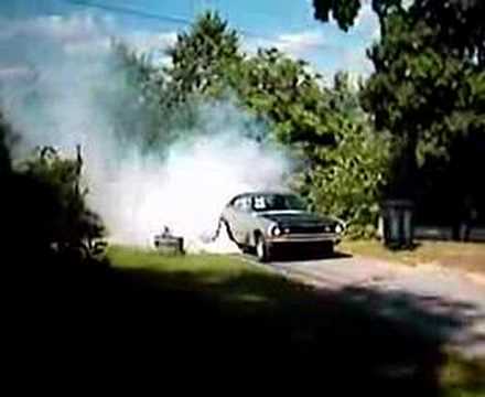 '71 Duster burnout driveway fun Slant 6 - YouTube