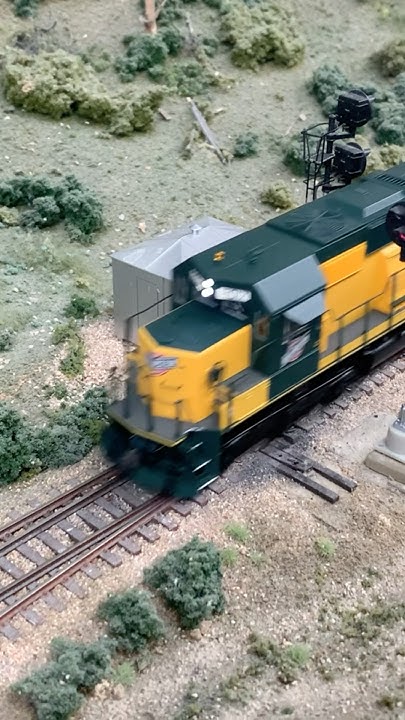 CNW 8017 entered Brazos #sanantonio #hoscale #railfun #texas #modeltrains #funrun #fun #samra # ...