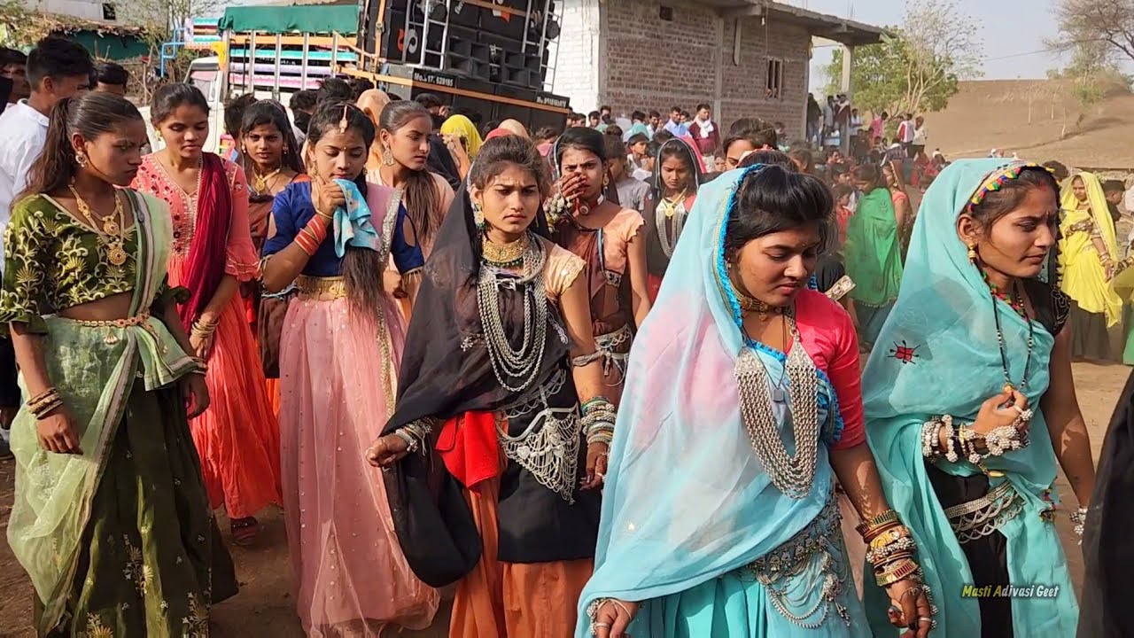 मार मेडम देखाये ! Mar Medam Dekhaye ! Anil Piplaj ! Girls Aadivasi ...