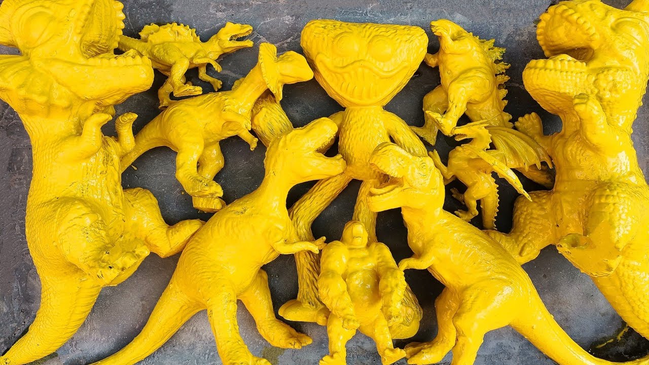 Yellow Dinosaurs Jurassic World: T-Rex, Dilophosaurus, Tyranosaurus Rex ...