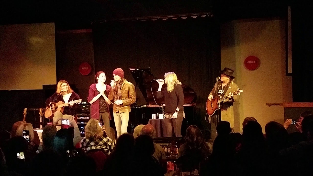 Space Oddity - Zander Family - YouTube