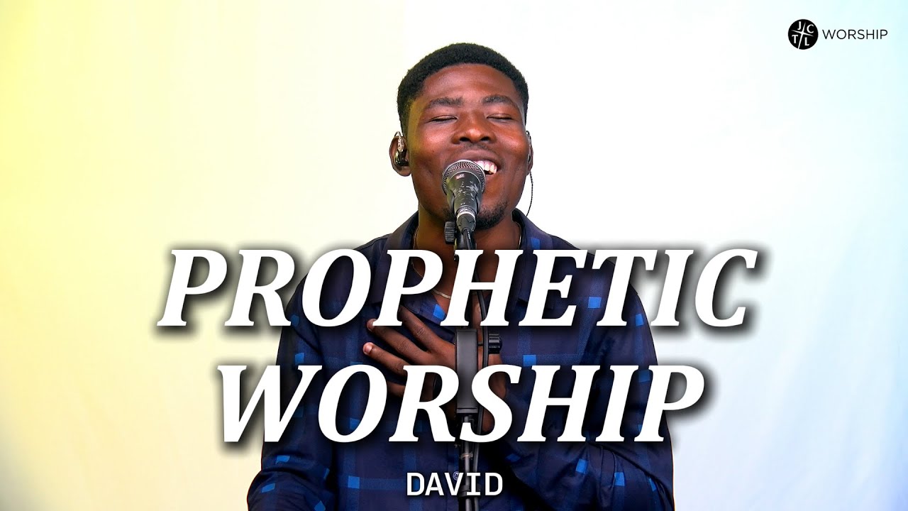 DAVID NKOOM - Ghana Morning Worship Song( TWI WORSHIP MEDLEY) - YouTube