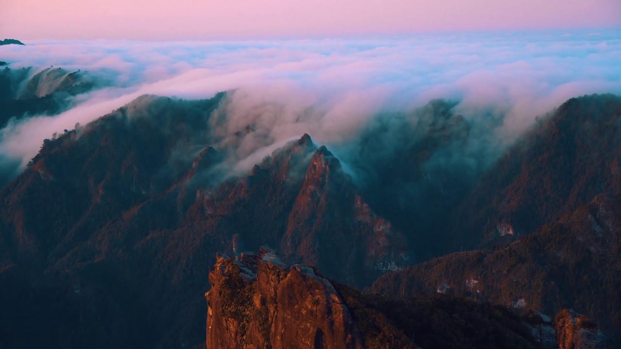Sunrise at The Pinnacles (4K) - YouTube