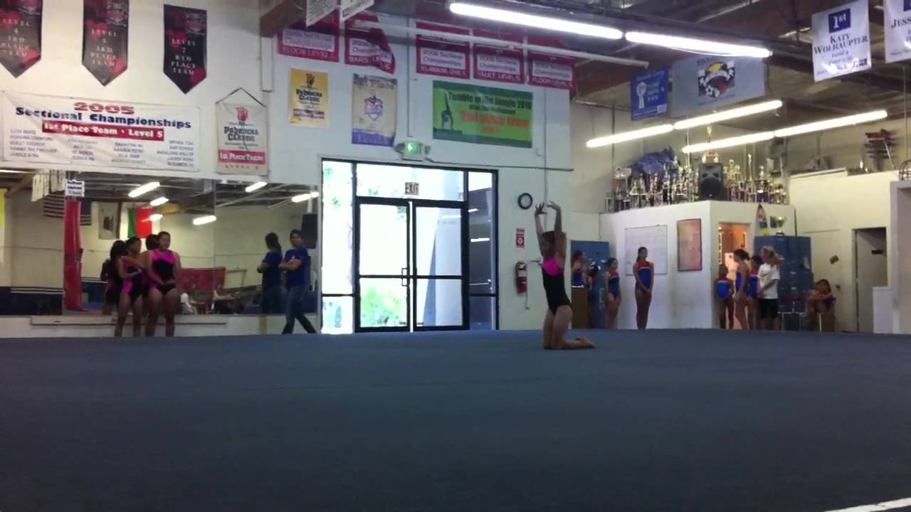 Lexie's 9.6 floor routine - YouTube