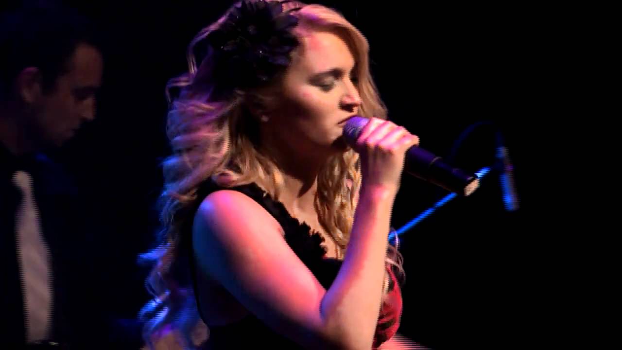 Francelle Maria - It Happens (Capitol Theatre) - YouTube