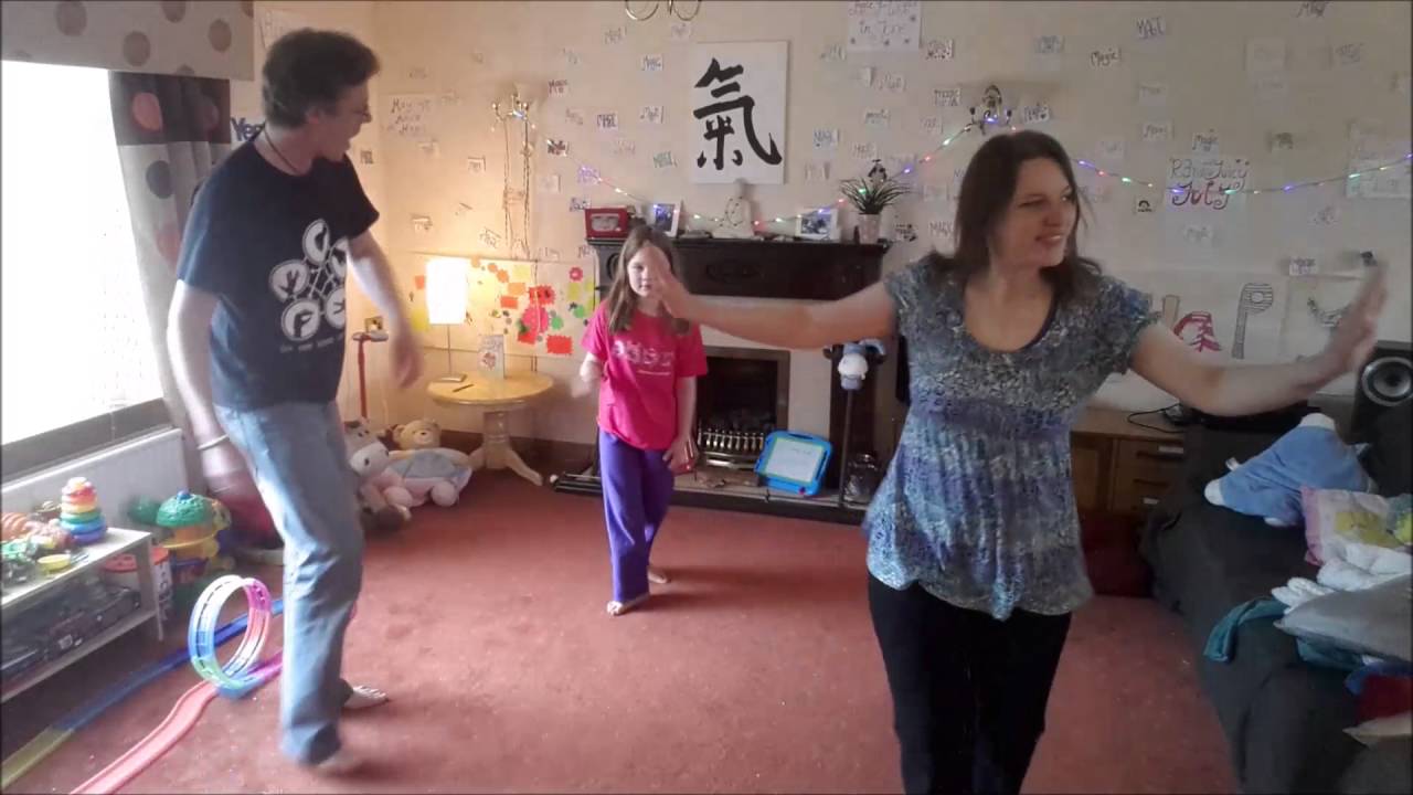 SHINY HAPPY PEOPLE WE ARE! DANCE 560!! - YouTube