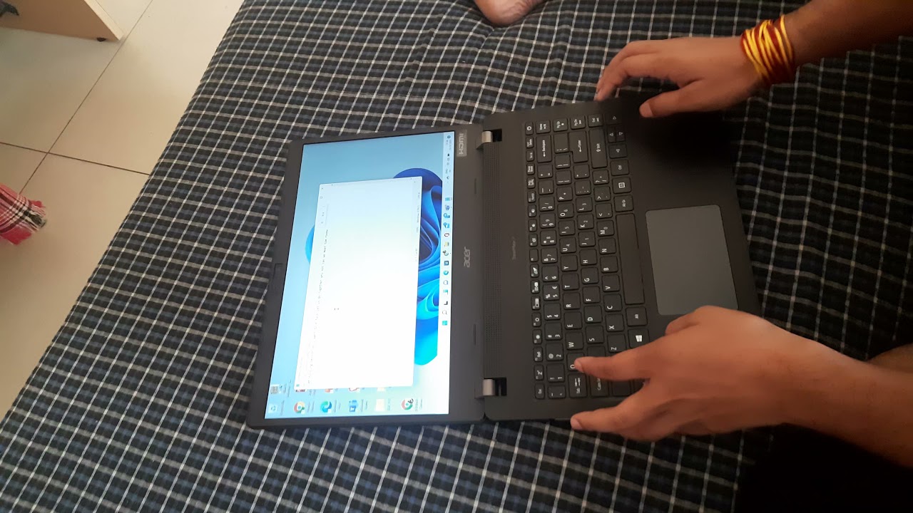 180 degree laptop - YouTube