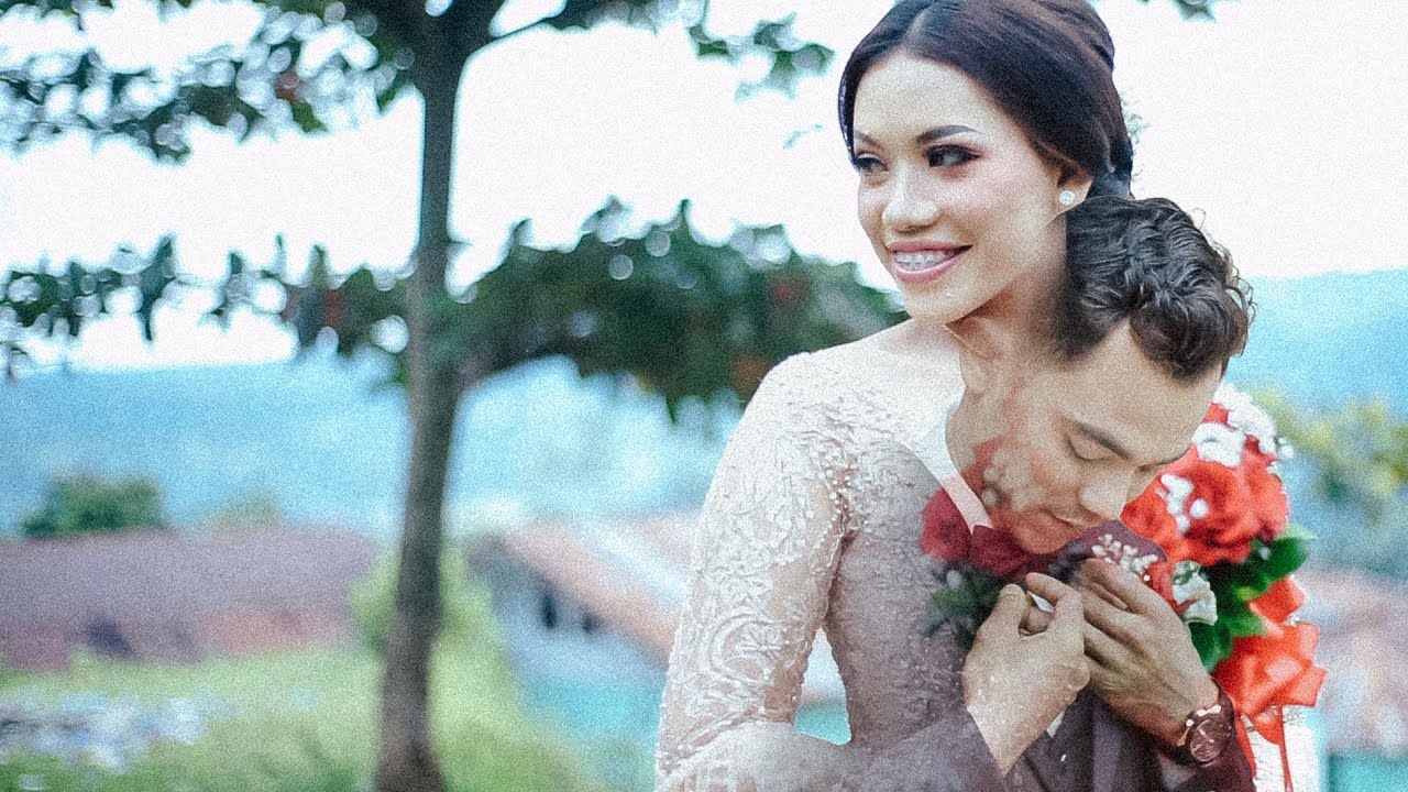 WEDDING CINEMATI SAMOSIR - Trifengli dan Rini - YouTube