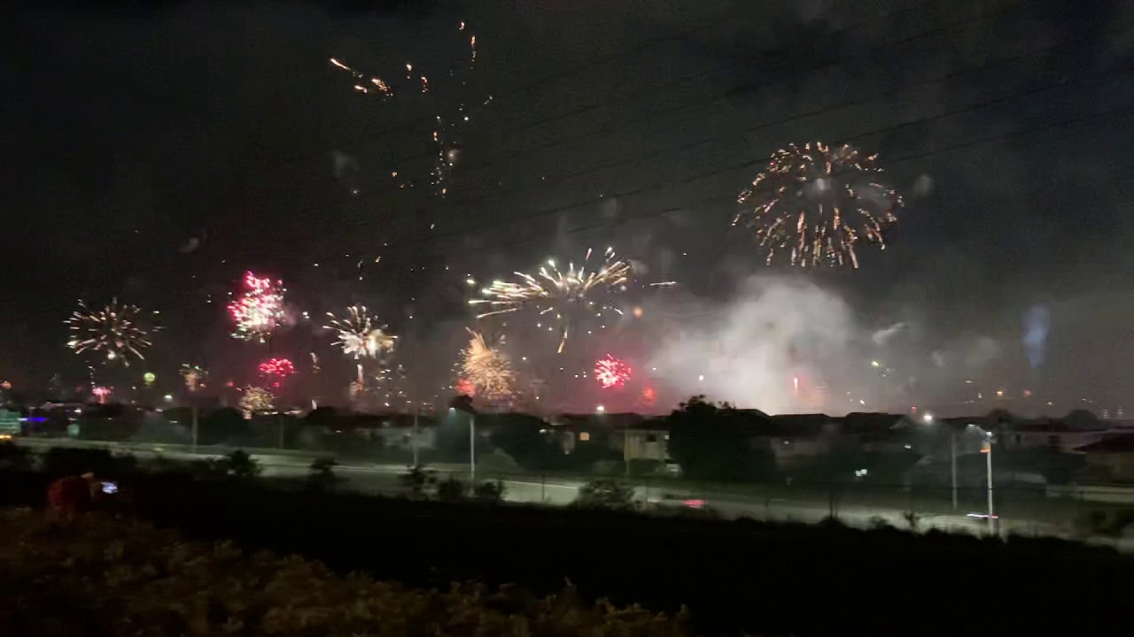 New Year’s Eve on Oahu! Aloha 2021!! - YouTube
