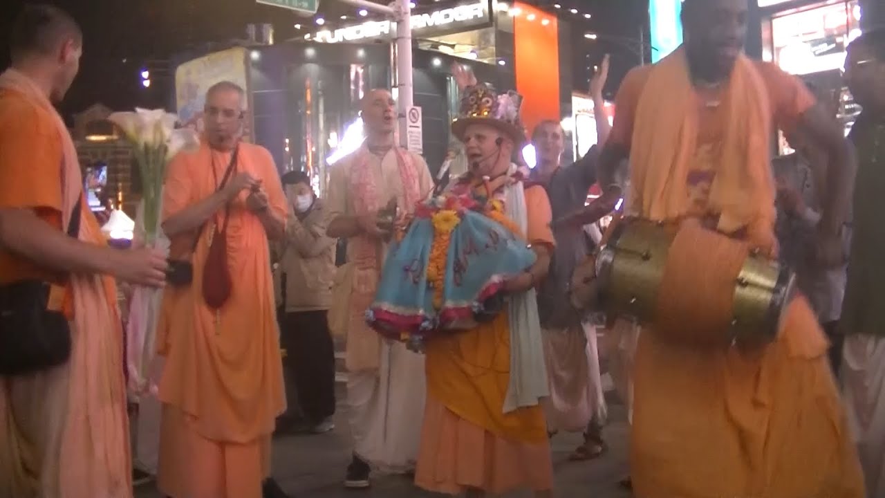 Harinam Ruci - Taiwan harinam with Mahavishnu and Niranjan Swamis 13.4. ...