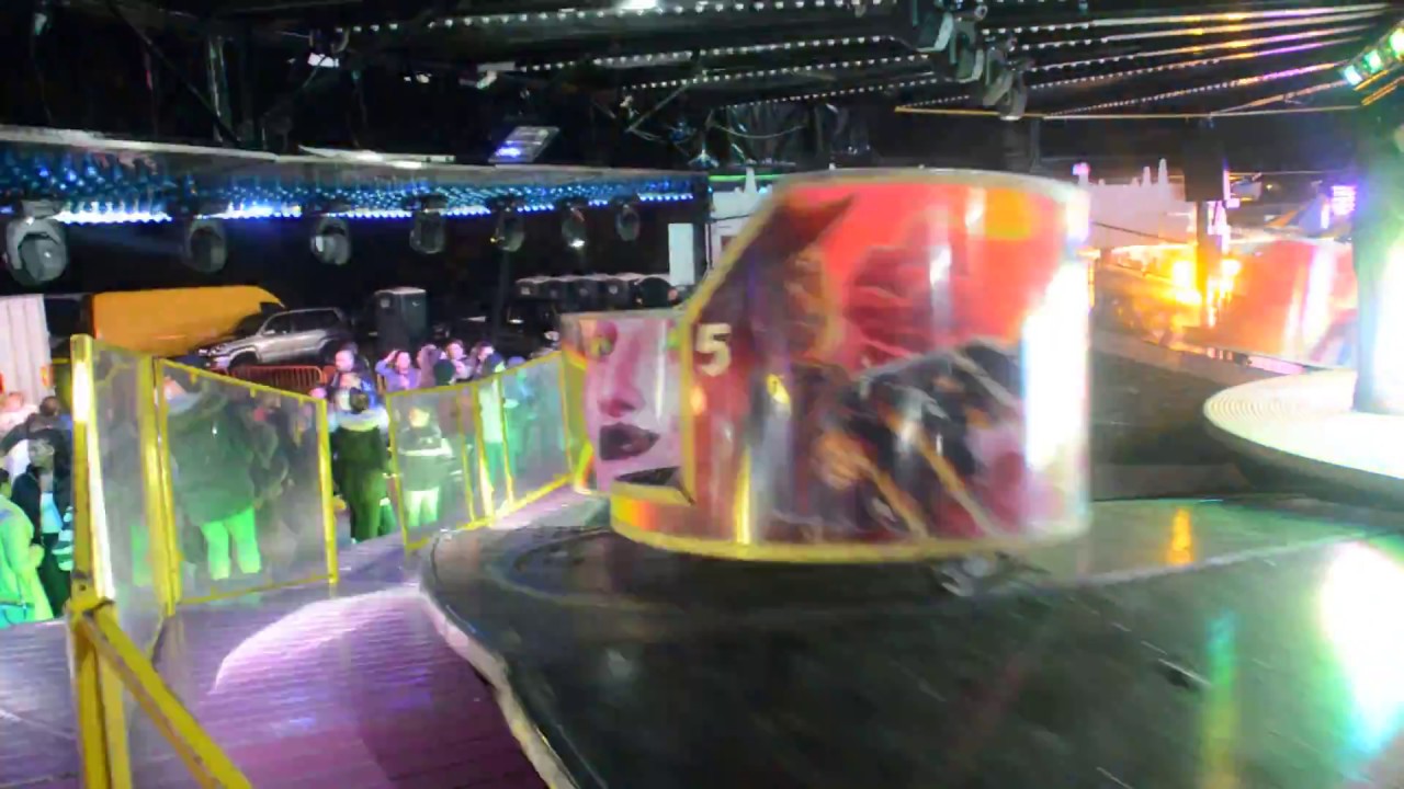 Albert Evans Waltzer - Milton Keynes Bonfire Funfair 2016 - YouTube