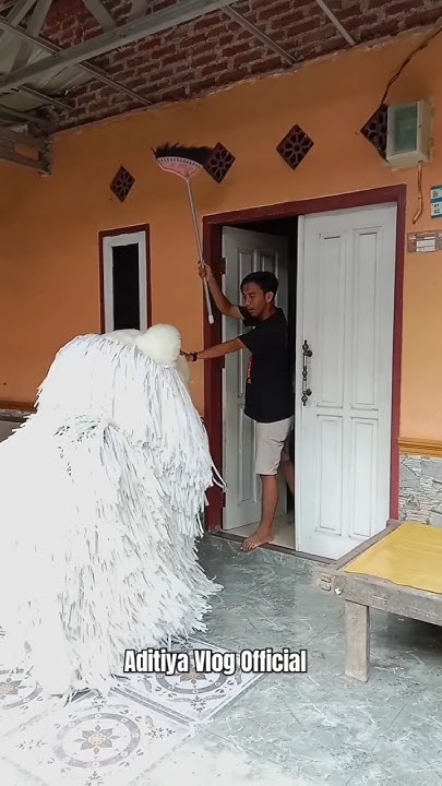 Detik-detik bocil ff dikejar can macanan ngadu ke bapaknya - YouTube