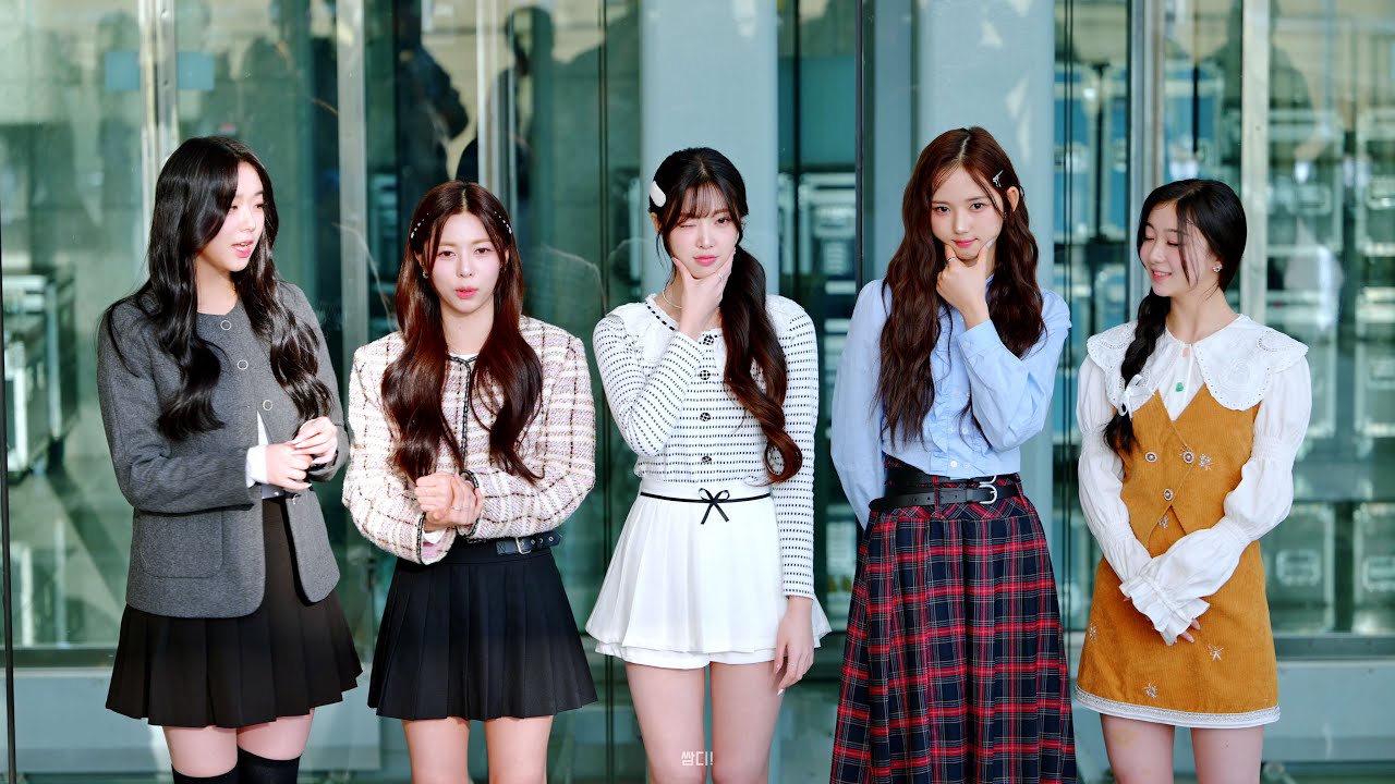 [8K] 240131 트리플에스 아리아 (tripleS Aria) (김채연, 서다현, 니엔, 이지우, 카에데) 직캠 (쇼 ...