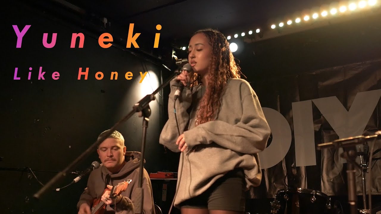 Yuneki - Like Honey at the Old Blue Last, Shoreditch - YouTube