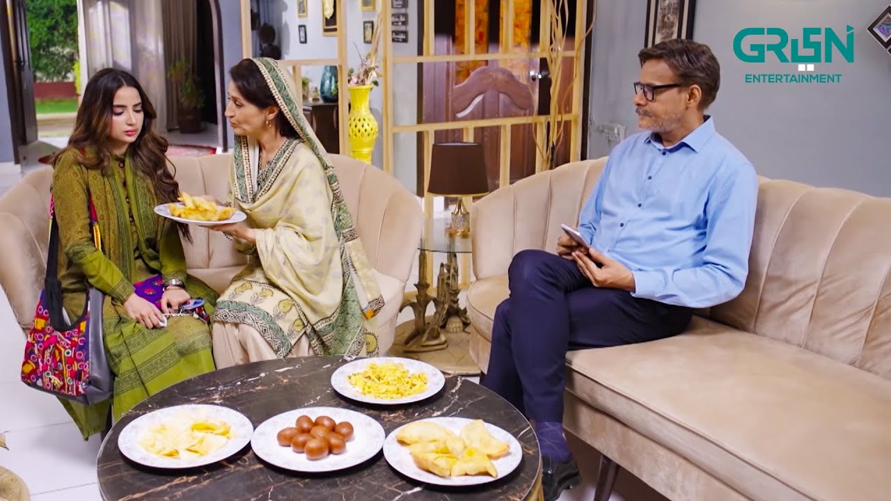 Ladki Ghar Se Bhaga Kar Kamal Kar Diya | Faaslay | Saboor Aly - Ali ...