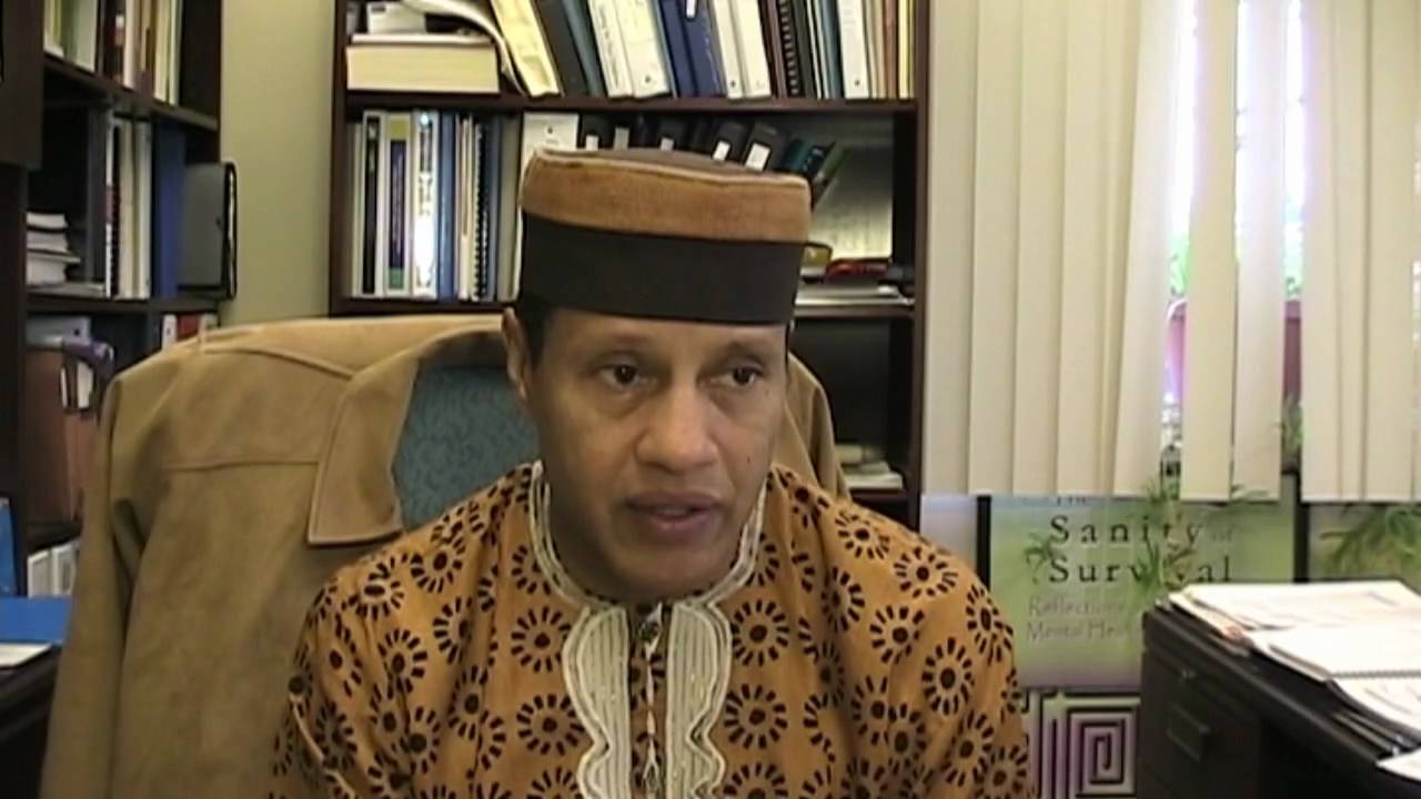 Dr. Carl Bell (There is no common ground about race in the USA) - YouTube