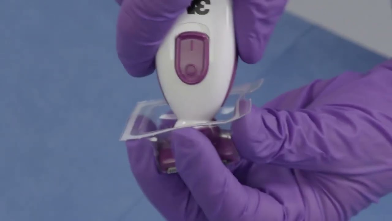 3M™ Surgical Clipper 9661L with Pivoting Head - YouTube