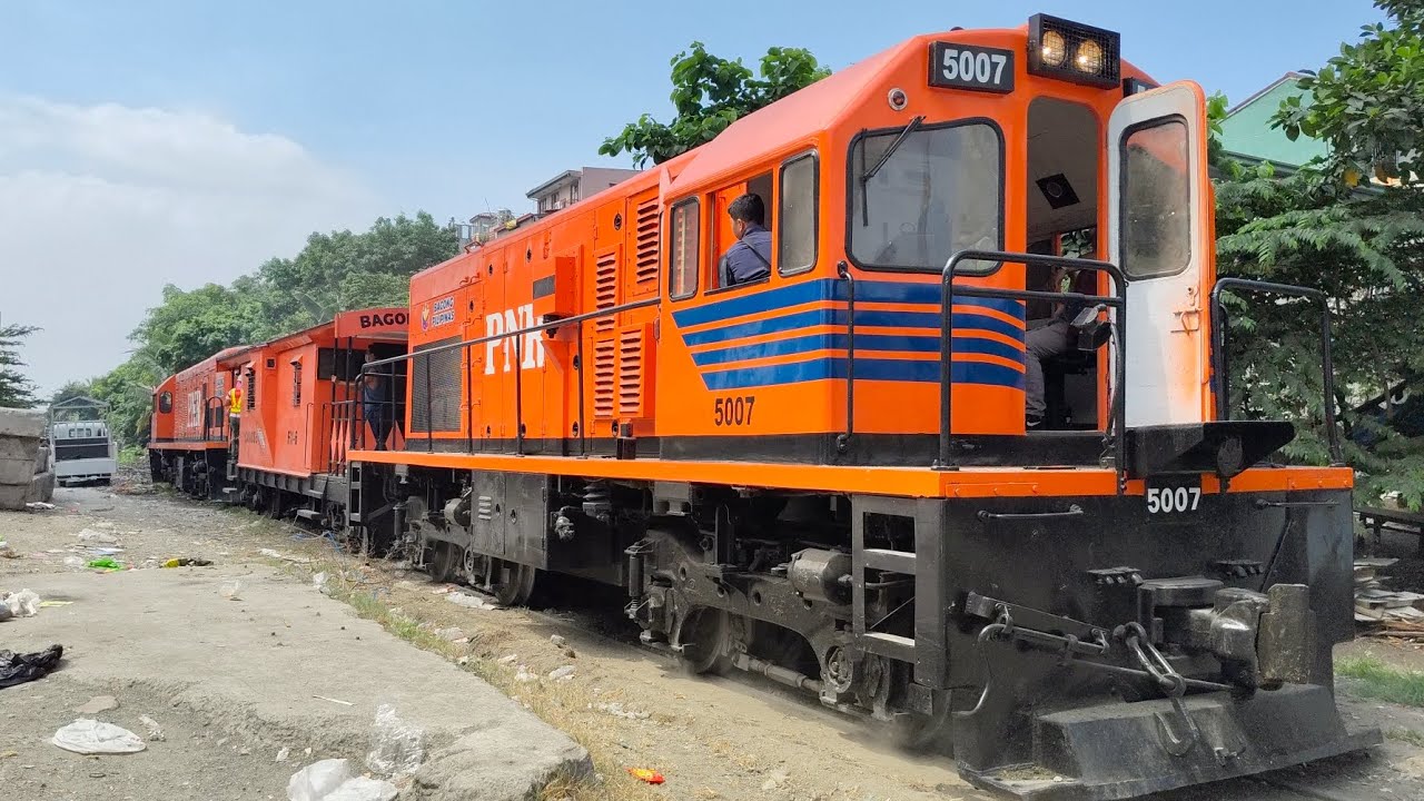 PNR DEL 922 + FCD-6 + DEL 5007 as Work Train (April 15, 2025) - YouTube