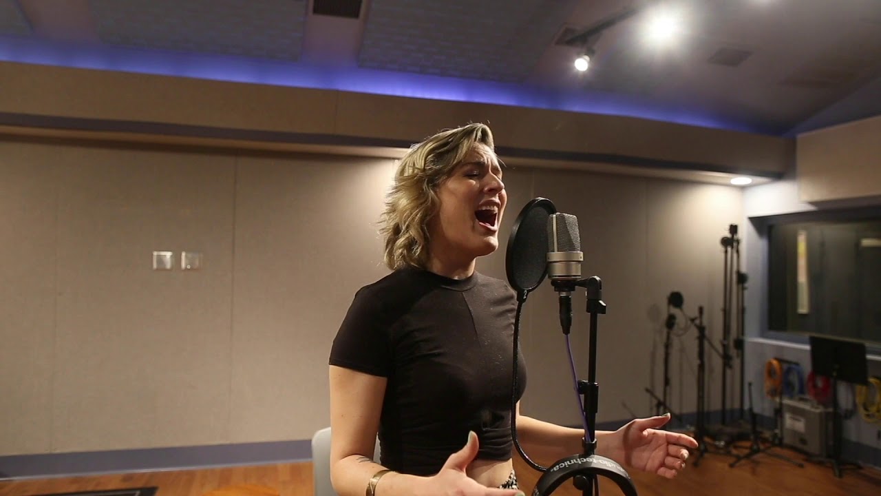 Andrea Schmidt Singing Reel - YouTube